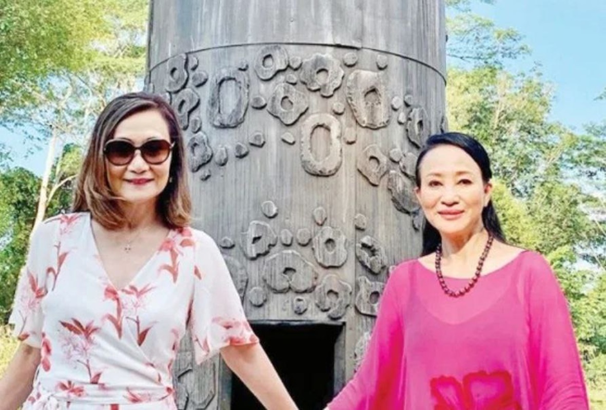 Tergamak dia kata jangan tengok Sumpah Jerunei - Wendy Wong