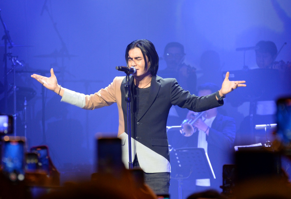 Malam galau bersama Setia Band