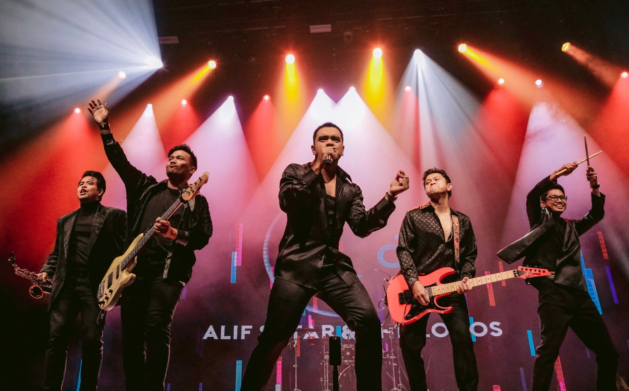 Alif Satar & The Locos maju bersama