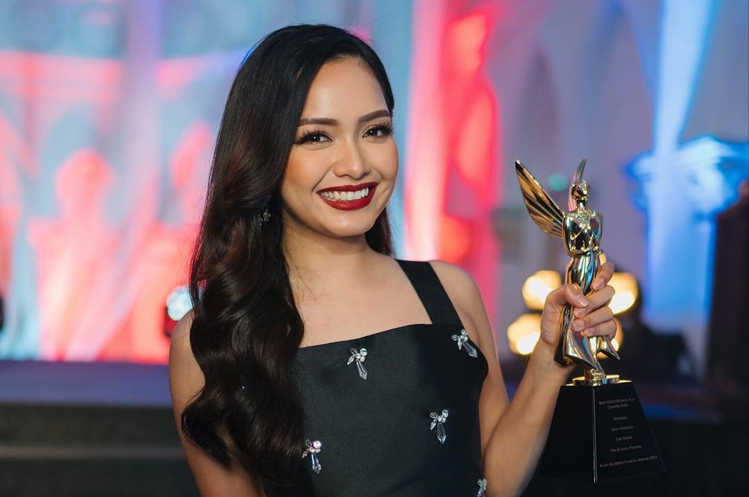 Rezeki saya selepas 10 tahun - Azira Shafinaz