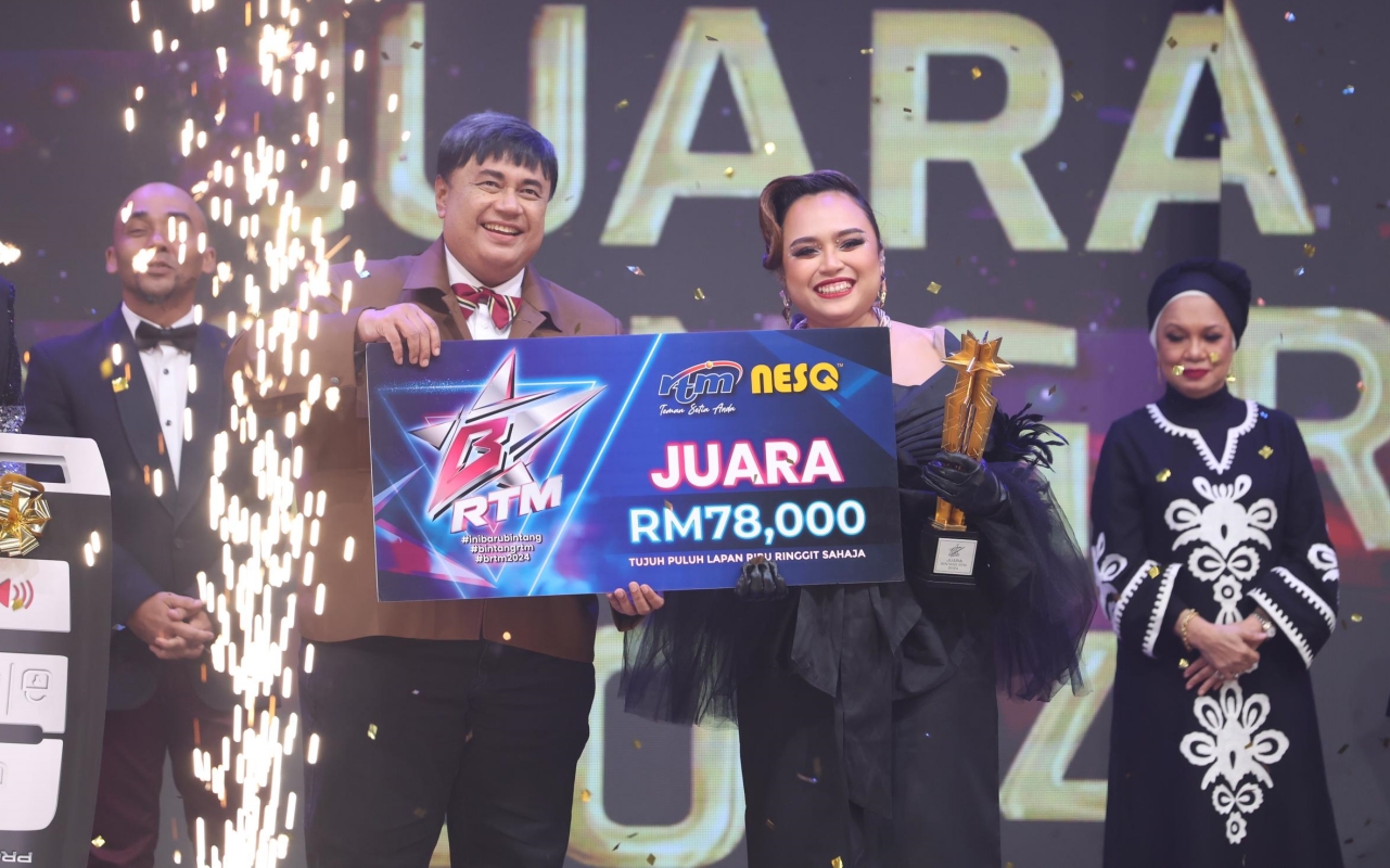 Roxy Ixzy juara Bintang RTM 2024