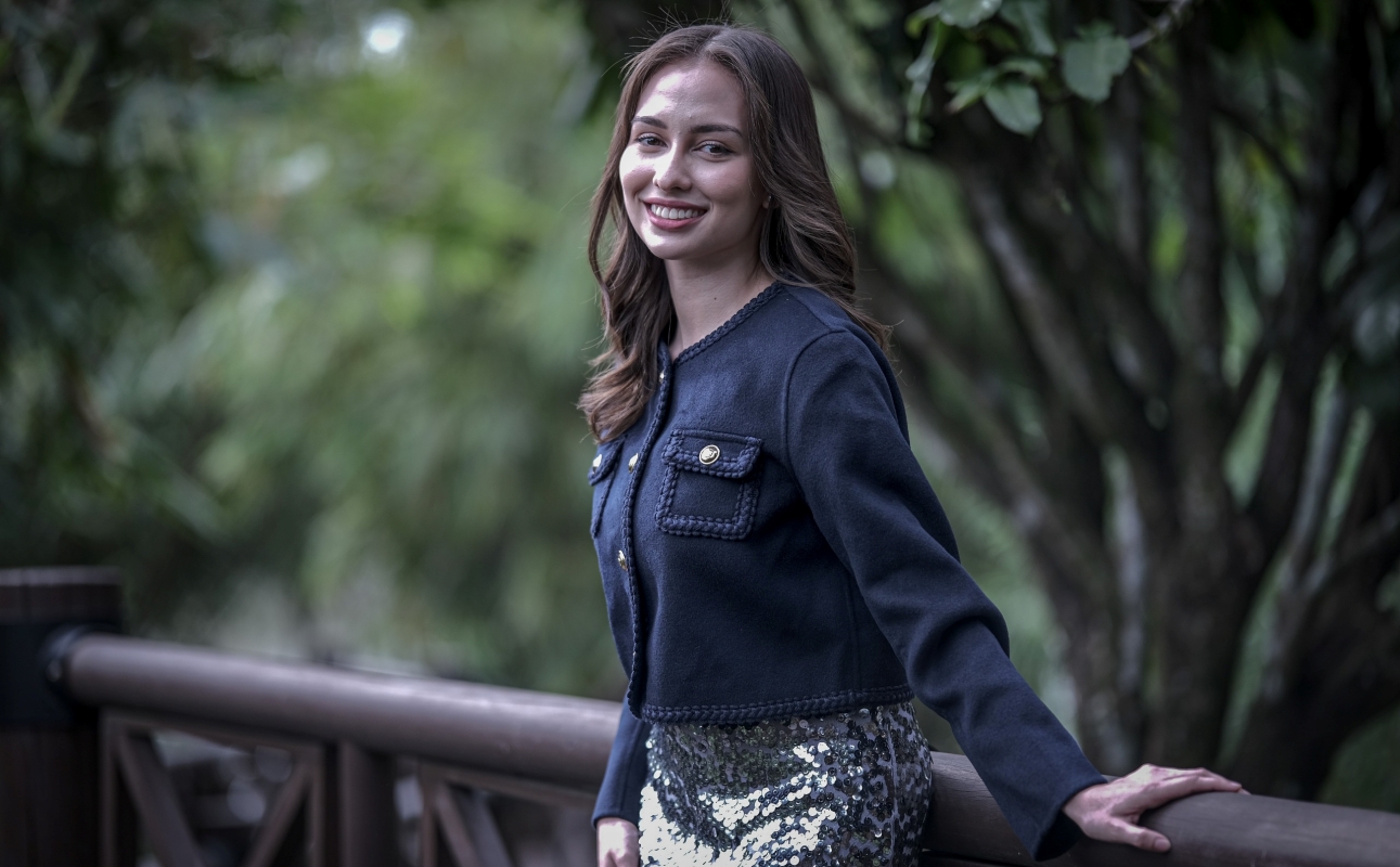 Jadi duyung, Anna Jobling tunjuk skil atlet renang