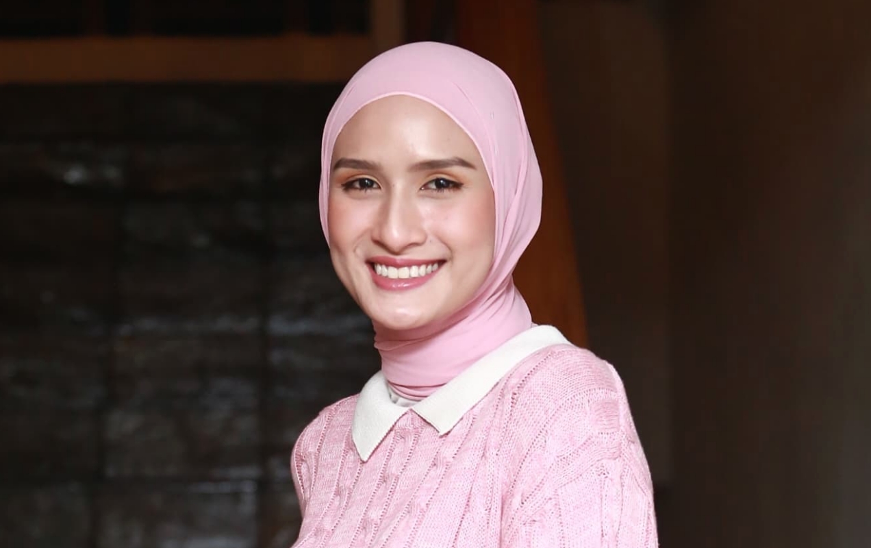 Enggan tipu diri, netizen - Neera Azizi tolak permintaan tanggal tudung