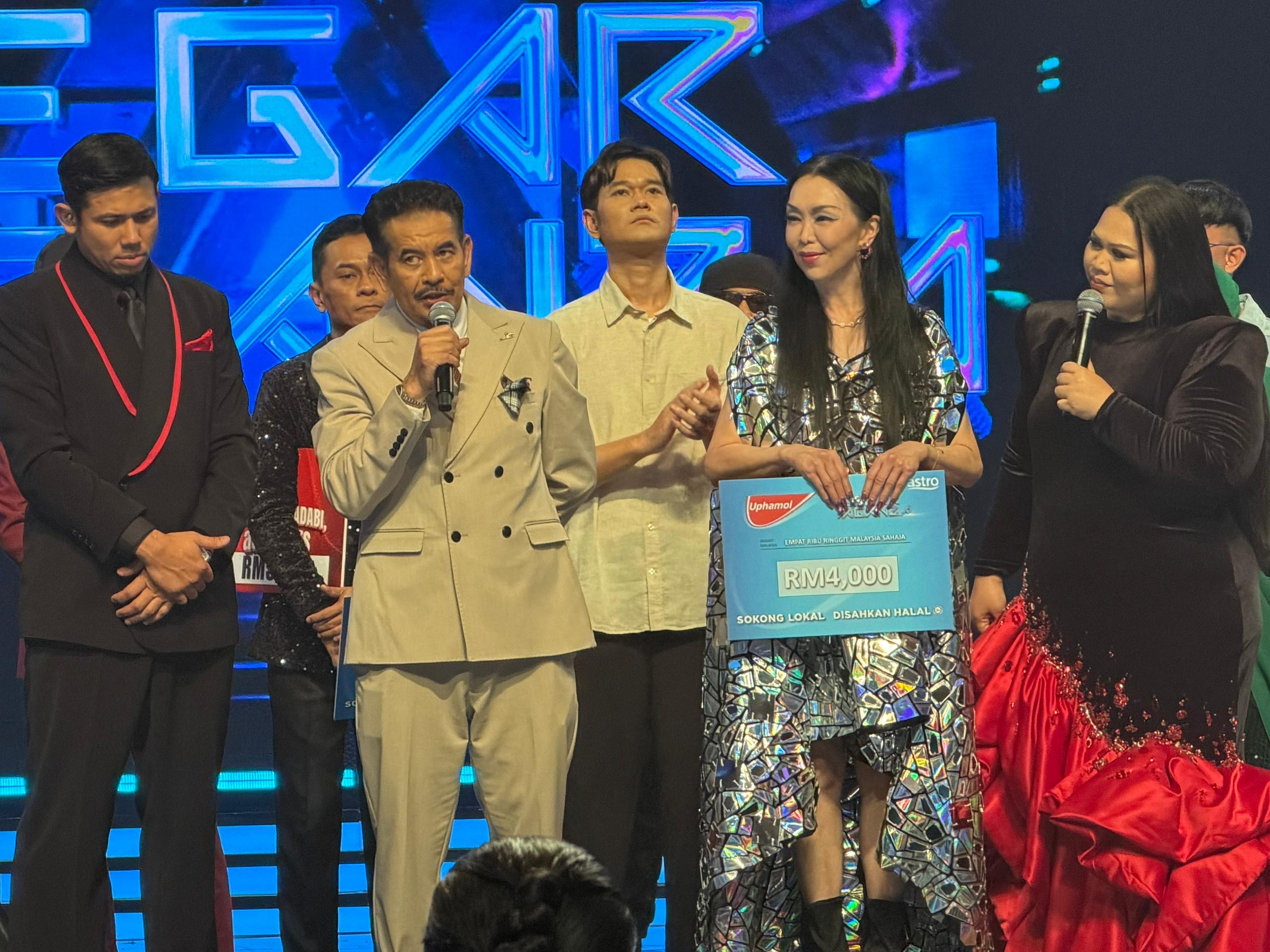 Elaine Kang, Shy8 disingkirkan dari pentas GV12